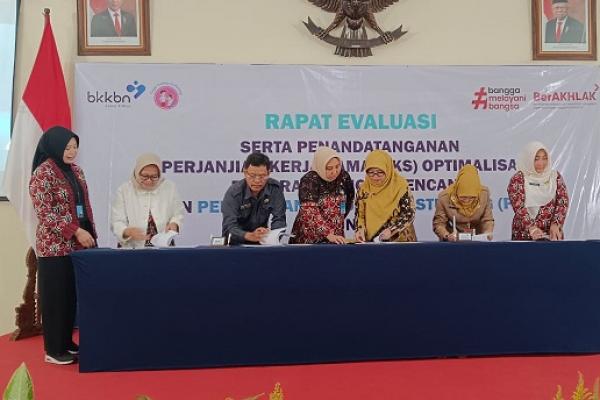 Optimalisasi Penanganan Stunting 2024 Bkkbn Jatim Teken Kontrak